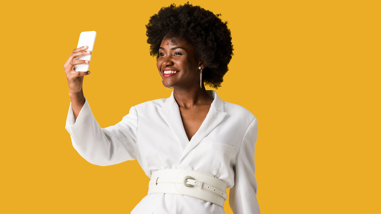 8 Killer LinkedIn Photo Tips To Get You Noticed - The KAM Coach